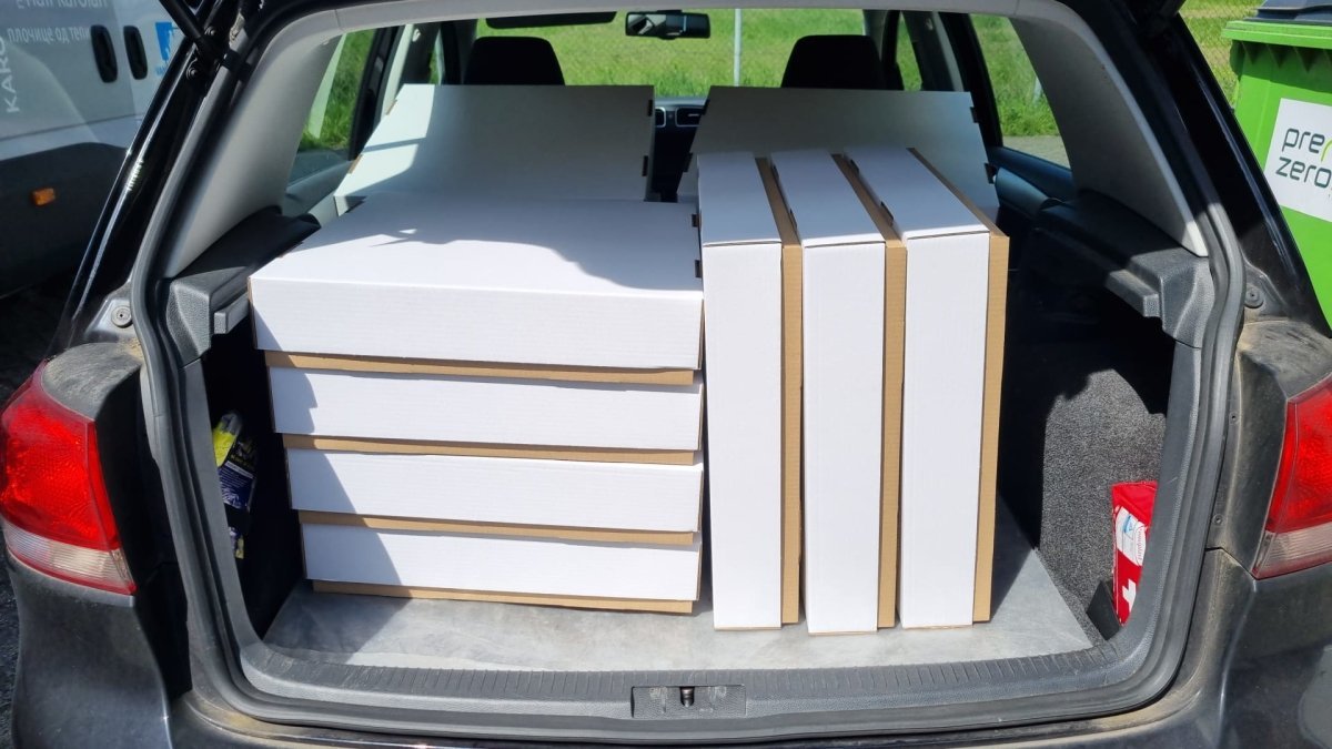Hoeveel tapijttegels (dozen) kun je zelf vervoeren? | Van Heugten ...